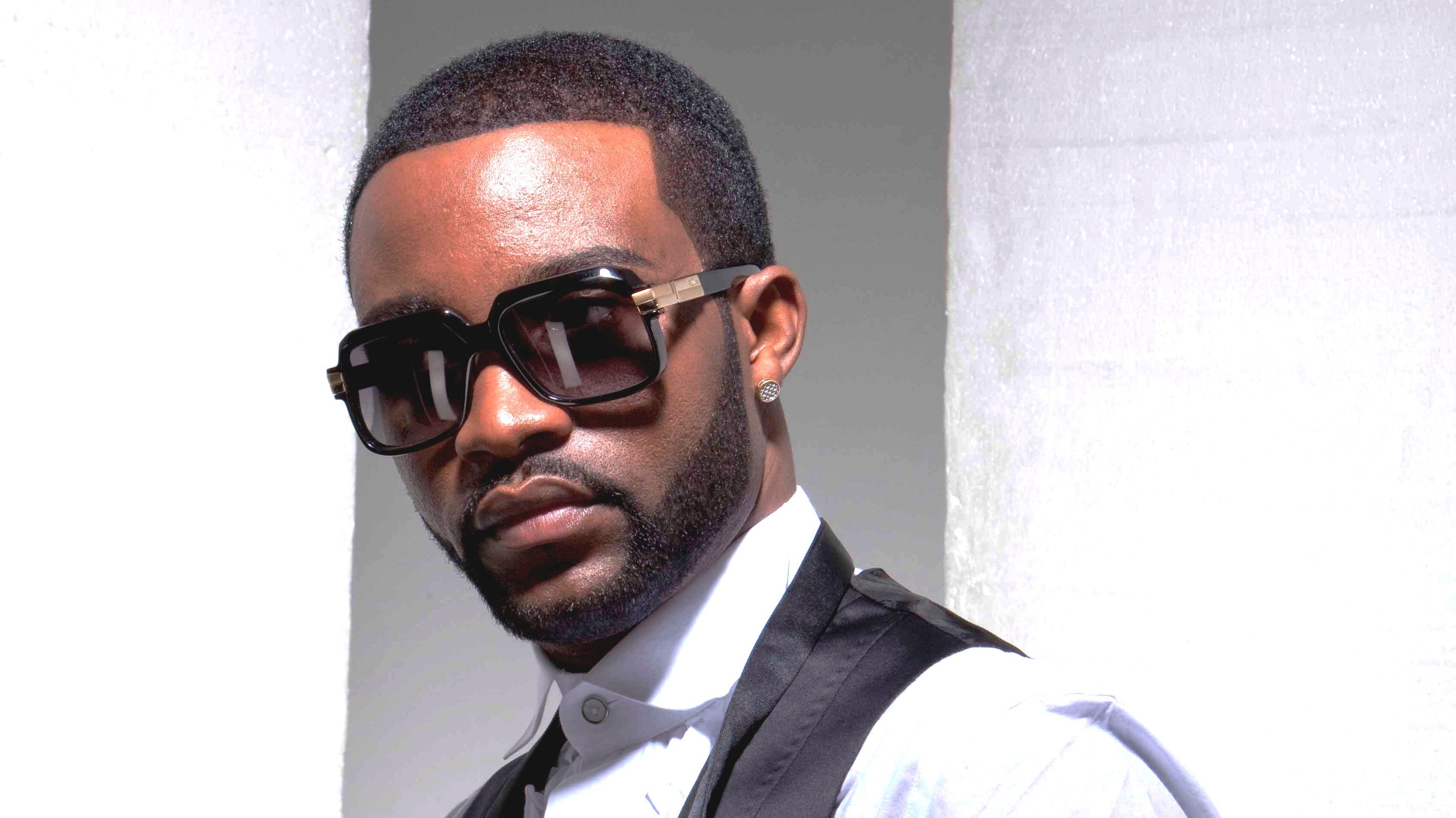 R. Kelly sur de la Rumba congolaise, sur le morceau de Fally Ipupa, « Nidja » - SoulRnB.com